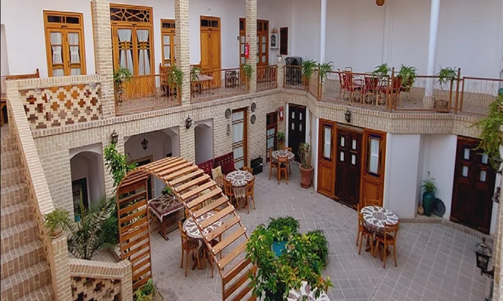 Kashan Memar Hotel - Okaybooking
