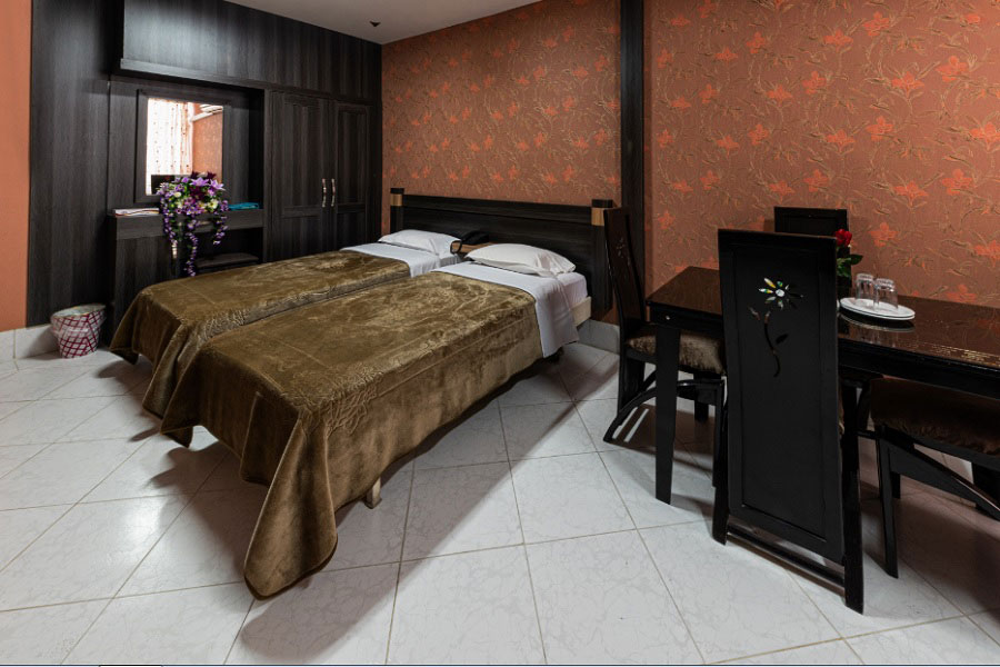 Isfahan Julfa Hotel - Okaybooking